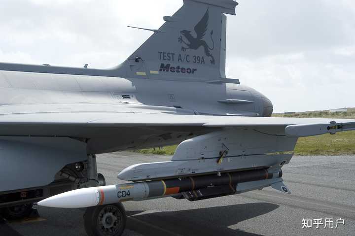 霹雳15和Aim-120D(C8)比较如何? - 知乎