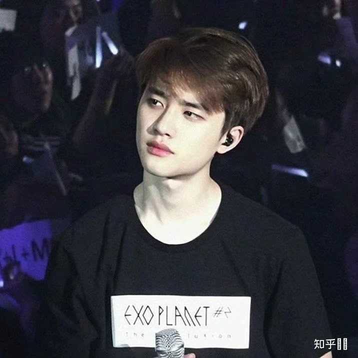 大家可以说说EXO九个人，主舞主唱以及其他几个成员在各自领域的优势吗（9人团）? - 知乎