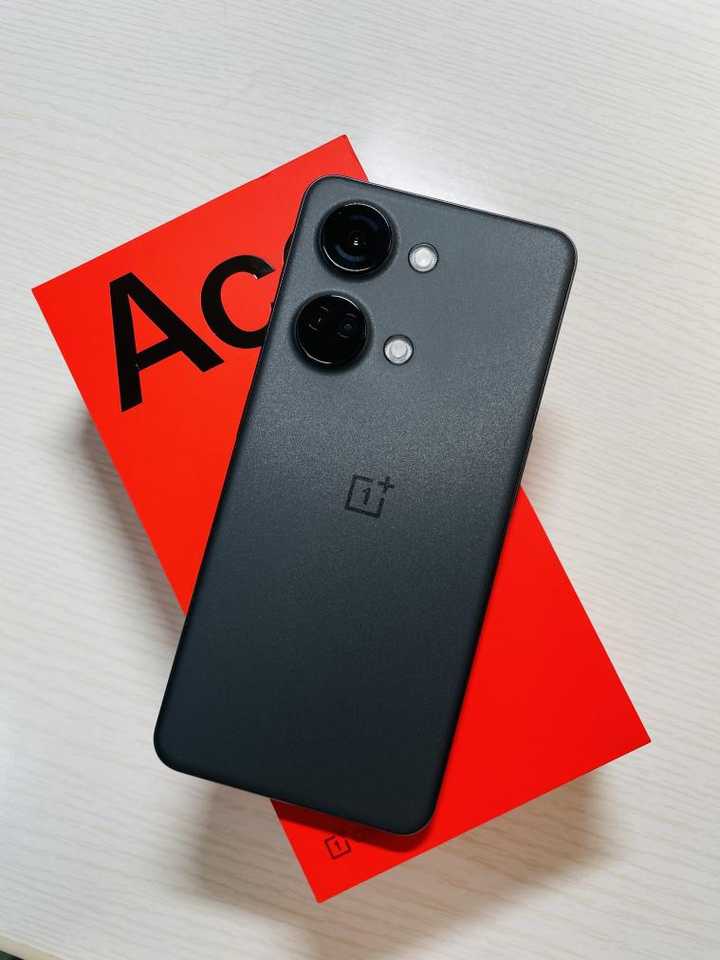 一加ACE2V和红米K60怎么选？ - 知乎