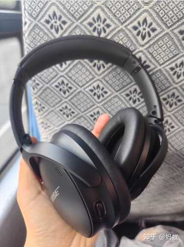 Bose QC45和森海大馒头4买哪个? - 知乎