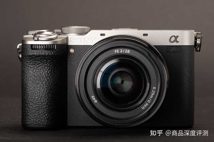 新人入坑微单，请问 A7M3 和 A7C2 该选哪个？ - 知乎