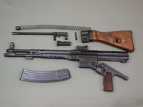 81式和AK的结构区别很大，有很多人说81式是其改良或升级版。严格来讲81式到底是不是AK的改良版? - 知乎