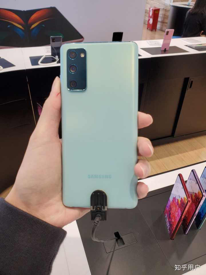 如何评价三星 S20 FE？ - 知乎