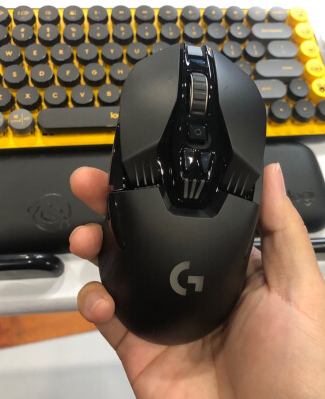 请问罗技G903hero和普通的版本有什么不同？ - 知乎