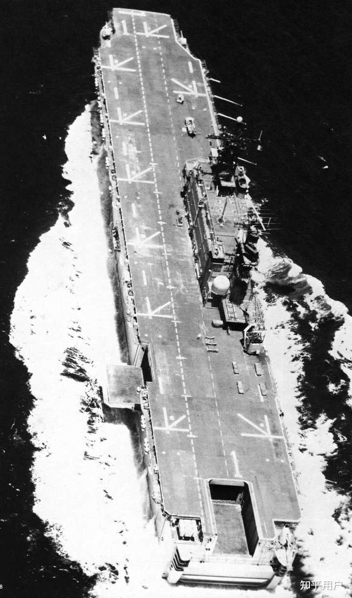 如果076，075这样的2攻舰，在尾部安装大型升降机，对甲班运作效率提升有多高？ - 知乎