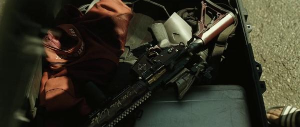 自杀小队里死射（deadshot）的武器具体有哪些？ - 知乎