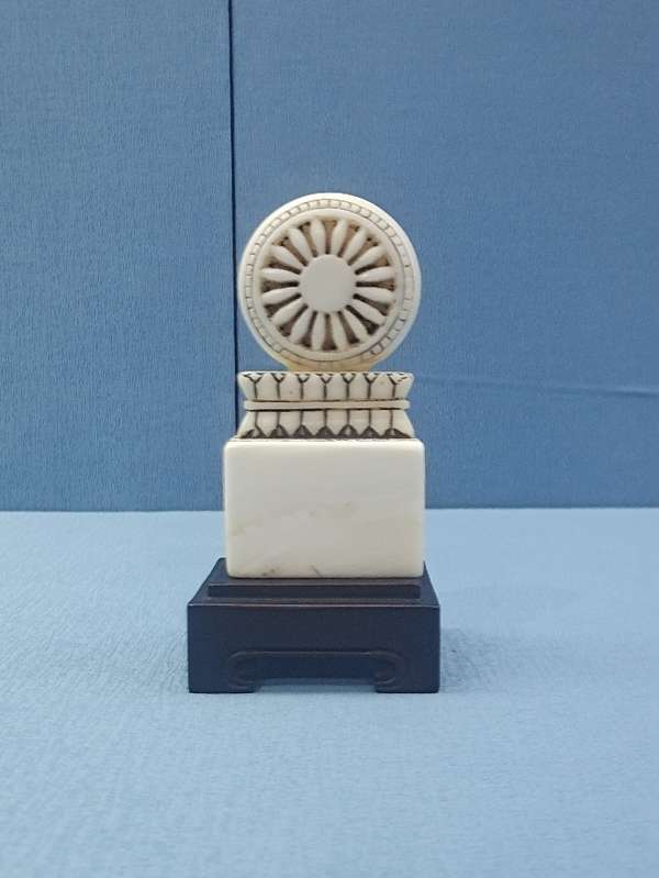 Amjh 的想法: 艺术在人世和天国之间架起一个桥梁， 正… - 知乎