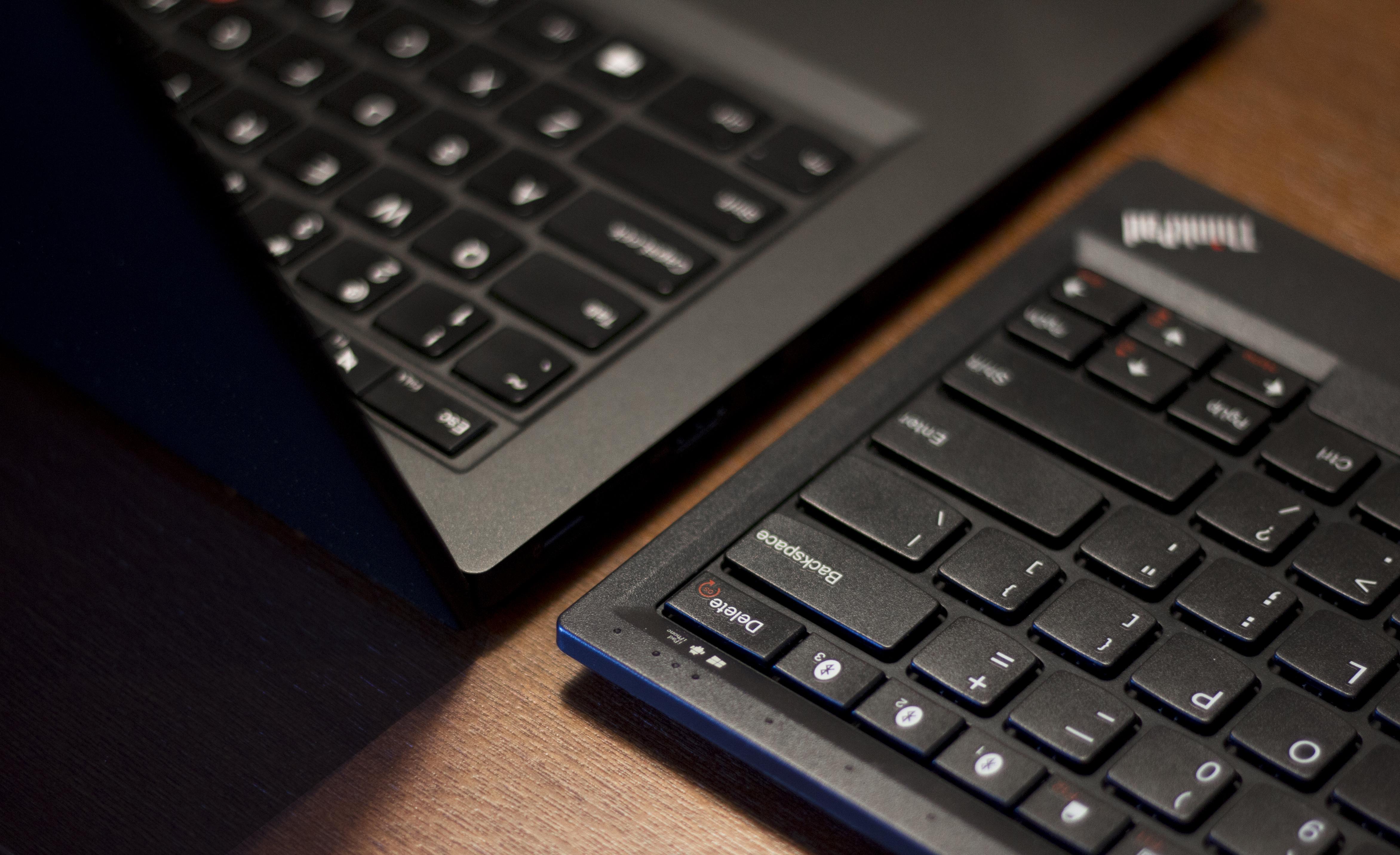 ThinkPad 官方配件第二期：ThinkPad 小红点多功能蓝牙键盘 - 知乎