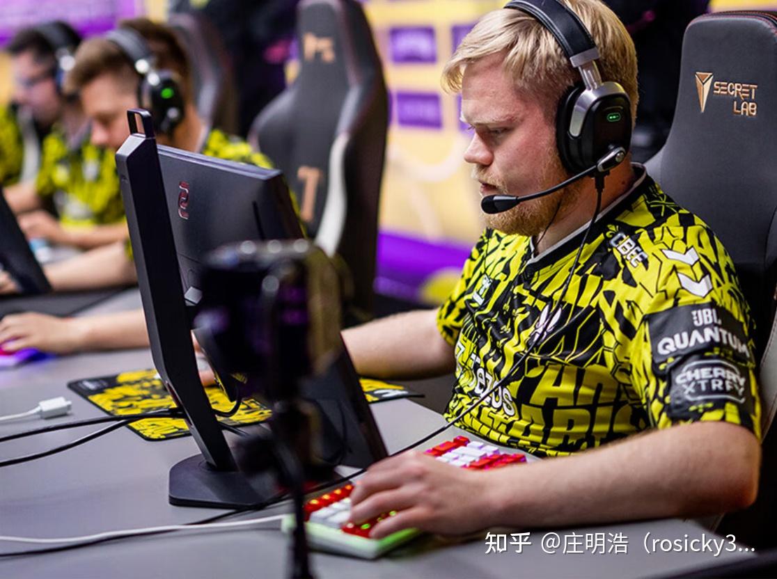 如何评价CHERRY XTRFY K5V2机械键盘？ - 知乎