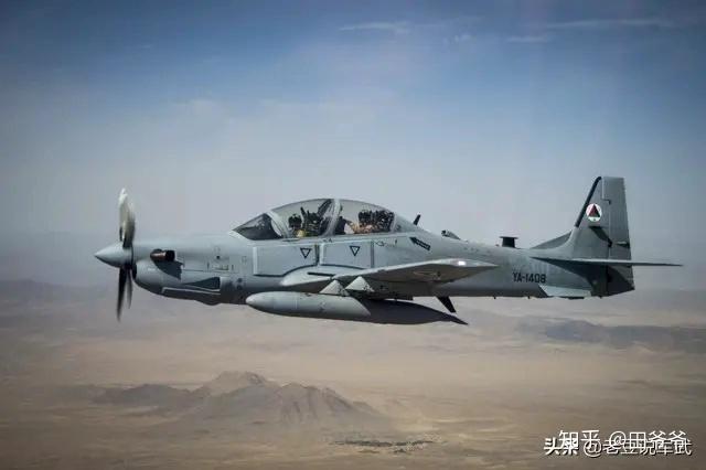 21世纪的螺旋桨战机，源自巴西的“超级巨嘴鸟”，A-29轻型攻击机 - 知乎