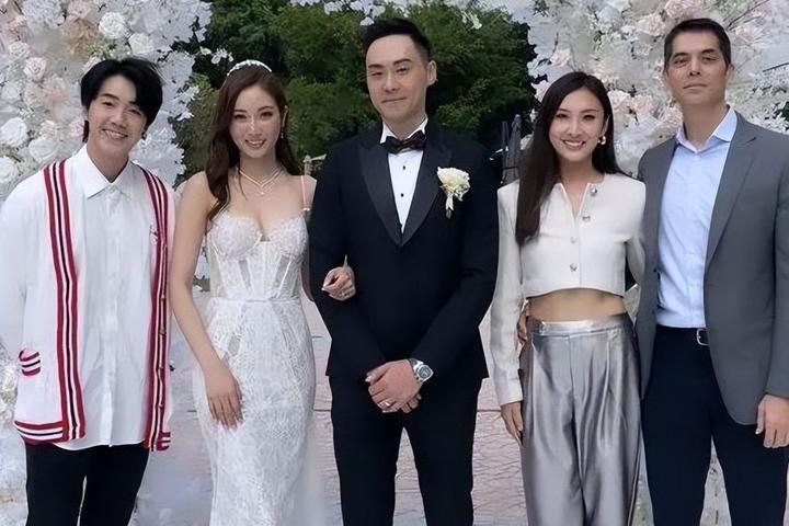 TVB人气港姐蔡嘉欣的超豪华婚礼秘闻，竟然不是盛宴？ - 知乎