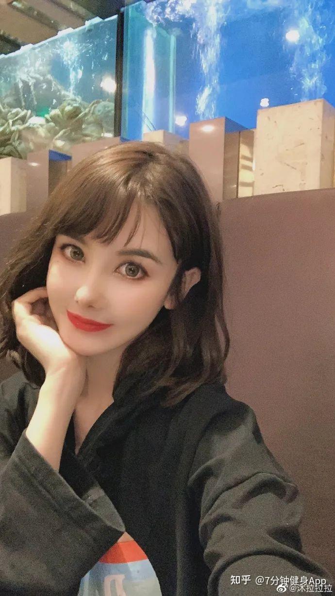 98年新疆172cm翘臀女孩，混血颜值+尤物身材，这魅力谁顶得住？ - 知乎