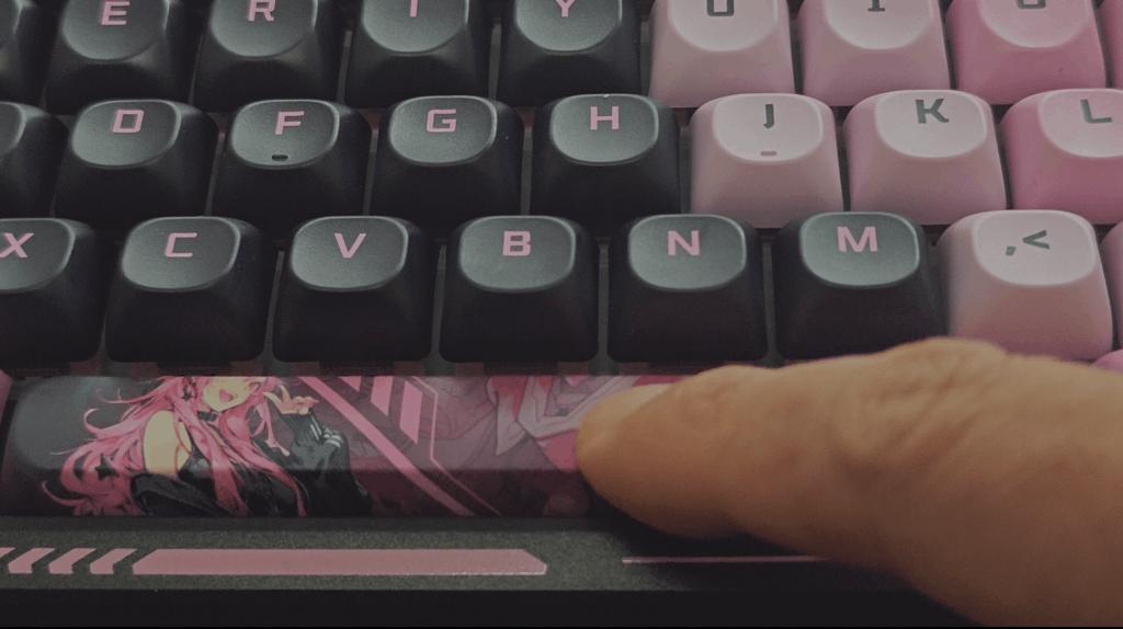 侧翼流光灯带+二次元IP设计加持！凌豹K98三模Gasket机械键盘体验 - 知乎