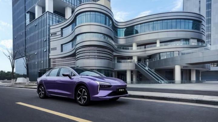 美好出行，恰到好处，羿驰05&易至EV3 PLUS高能登场 - 知乎