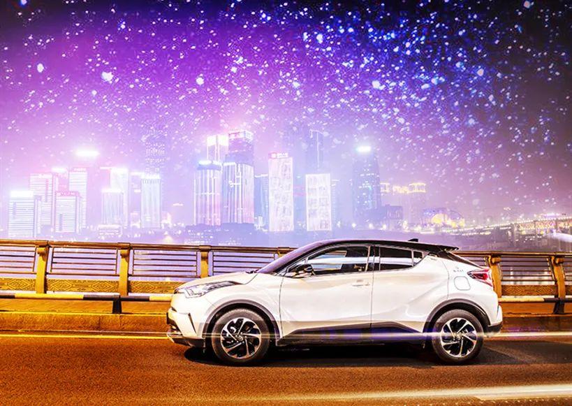 百改降为先 奕泽IZOA告诉你什么是轿跑SUV - 知乎