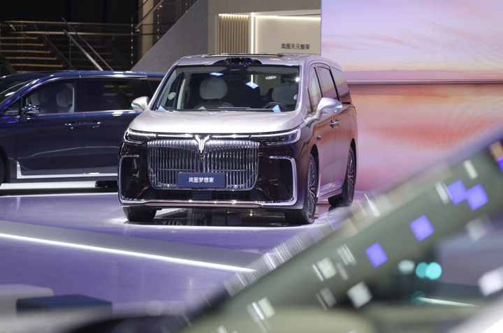 38.99万起！2026款岚图梦想家预售，高端混动MPV技术天花板 - 知乎