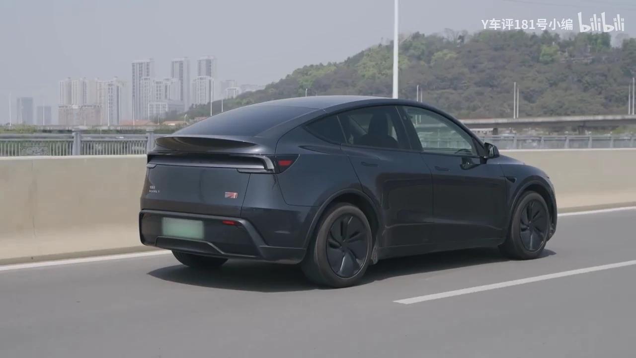 蔚来ES6 vs 特斯拉Model Y：30万预算，谁才是2025年真香之选 - 知乎