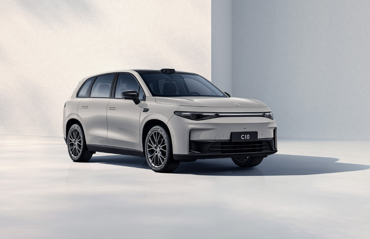 号称“理想L7平替”，零跑C10开启预售，可价格竟比C11更贵？ - 知乎