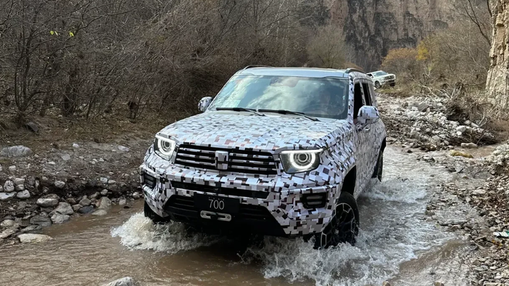 馈电越野不打折，坦克700要上3.0T插混，油耗低于3L？ - 知乎