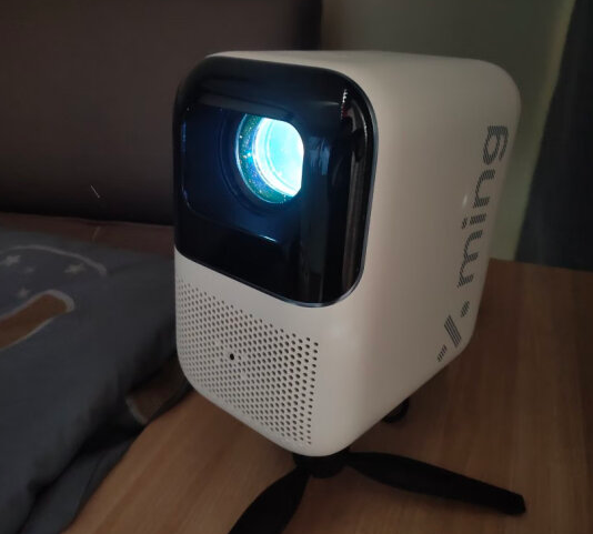 小明Q2 Pro（小明q2pro）投影仪怎么样？使用49天后优缺点评测 - 知乎