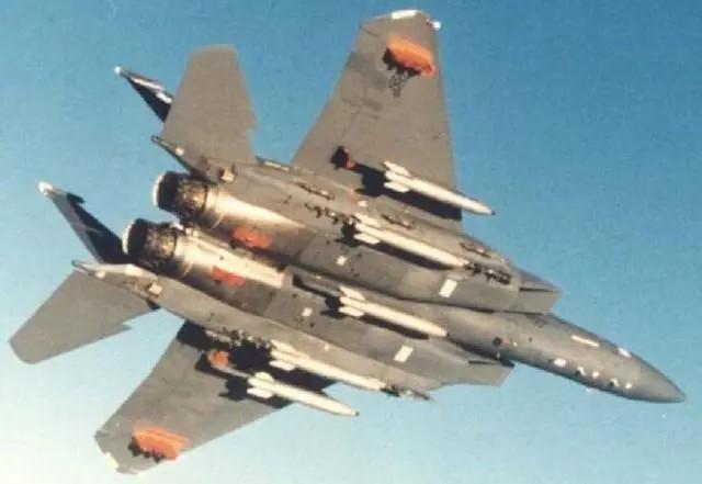 如何评价F-15EX型战斗机？ - 知乎