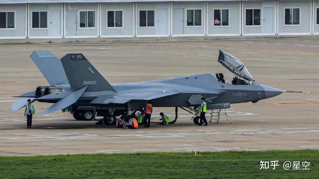 史上最快！“鹘鹰”13个月完成首飞，歼-35上航母也能这么快吗？ - 知乎