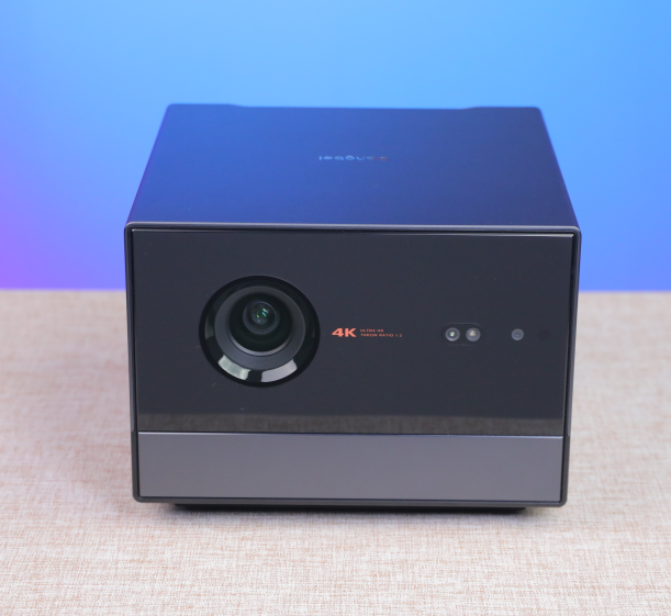 2023家用4K投影仪推荐：当贝F6和极米H6谁才是6000元投影仪天花板？ - 知乎