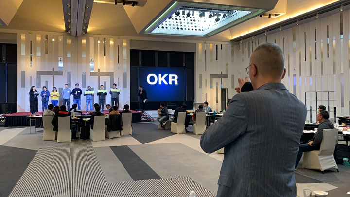 企业明明导入了OKR，为何却像KPI？ 组织、部门目标的关联，不是“拆解”而是“连结” - 知乎