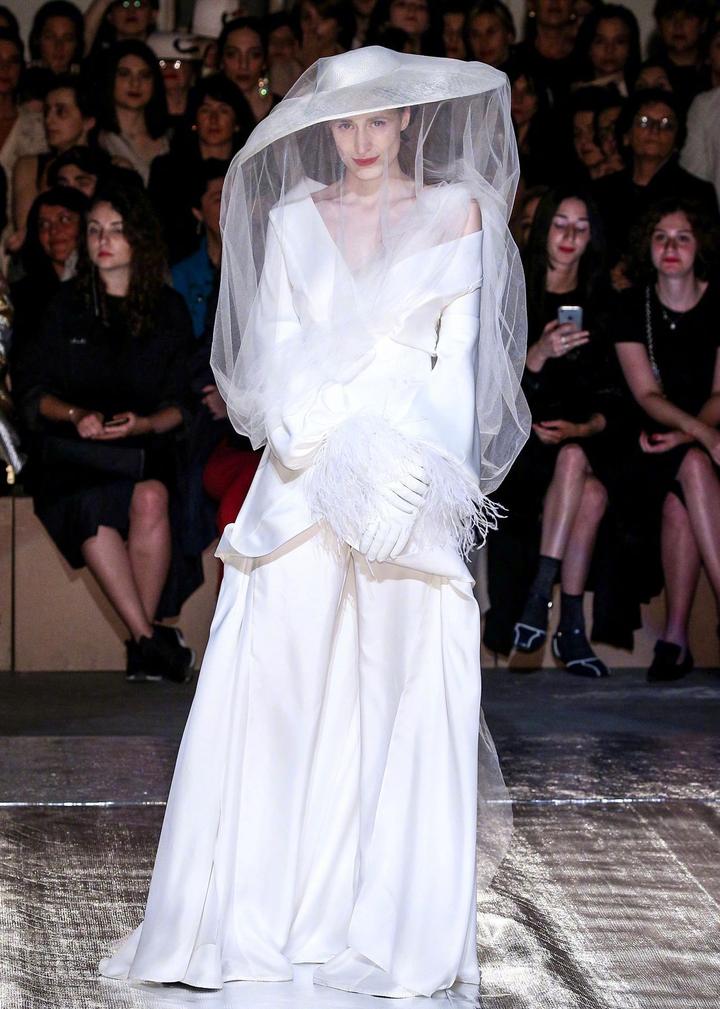 Djaba Diassamidze 2017 秋冬高定系列 - 知乎