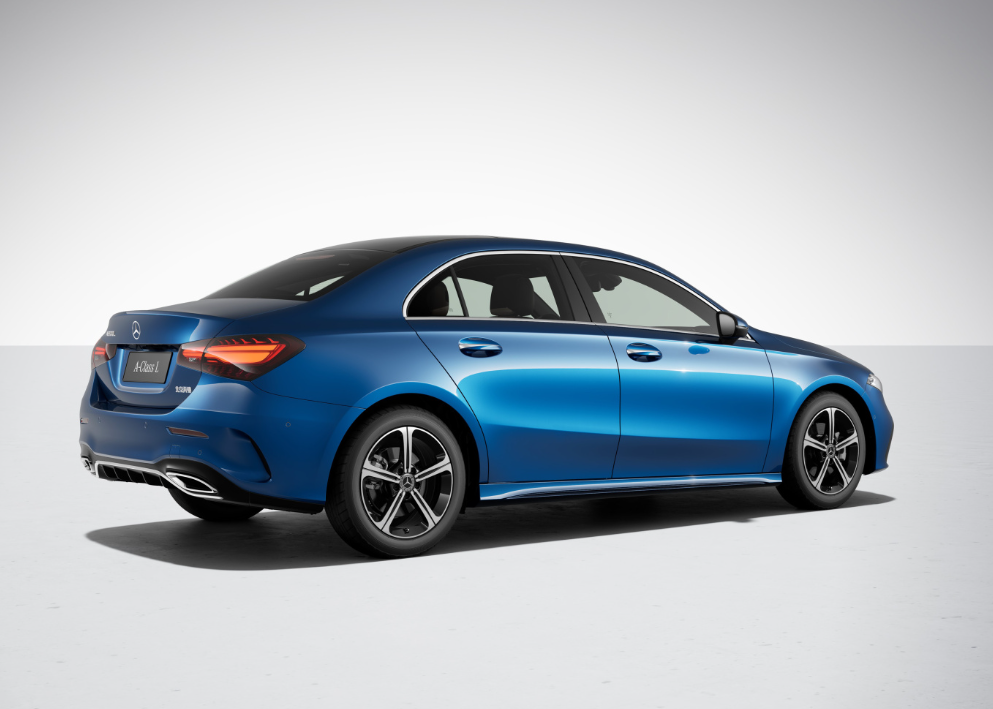 20多万的预算谁能满足年轻人的豪车梦？新款奔驰长轴距A级对比奥迪A3L - 知乎