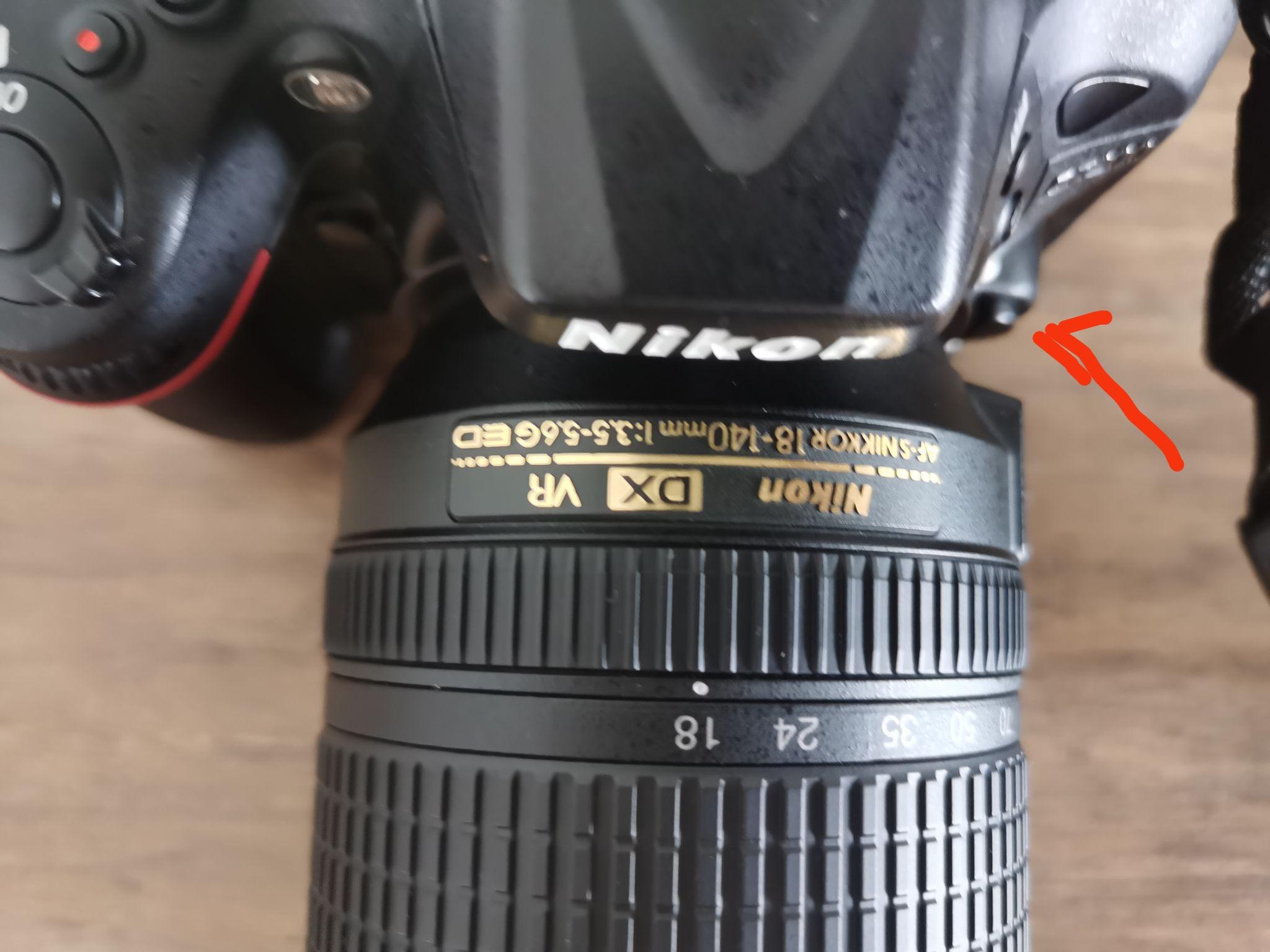 尼康7200D如何切换AF-C和AF-S（用的镜头如下图）？ - 知乎