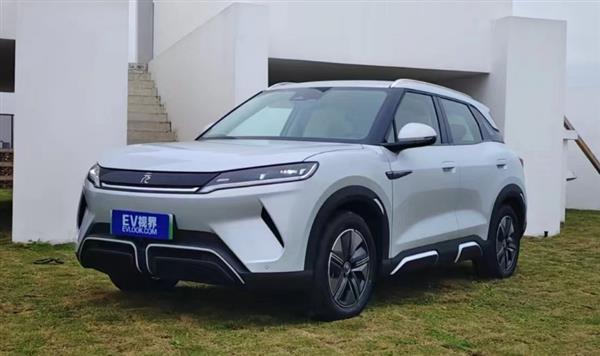 比亚迪元UP售价9.68万起，A0级SUV销冠要被提前锁定？ - 知乎