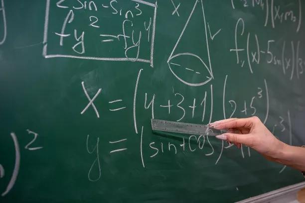 SCI期刊介绍：RUSSIAN JOURNAL OF MATHEMATICAL PHYSICS - 知乎