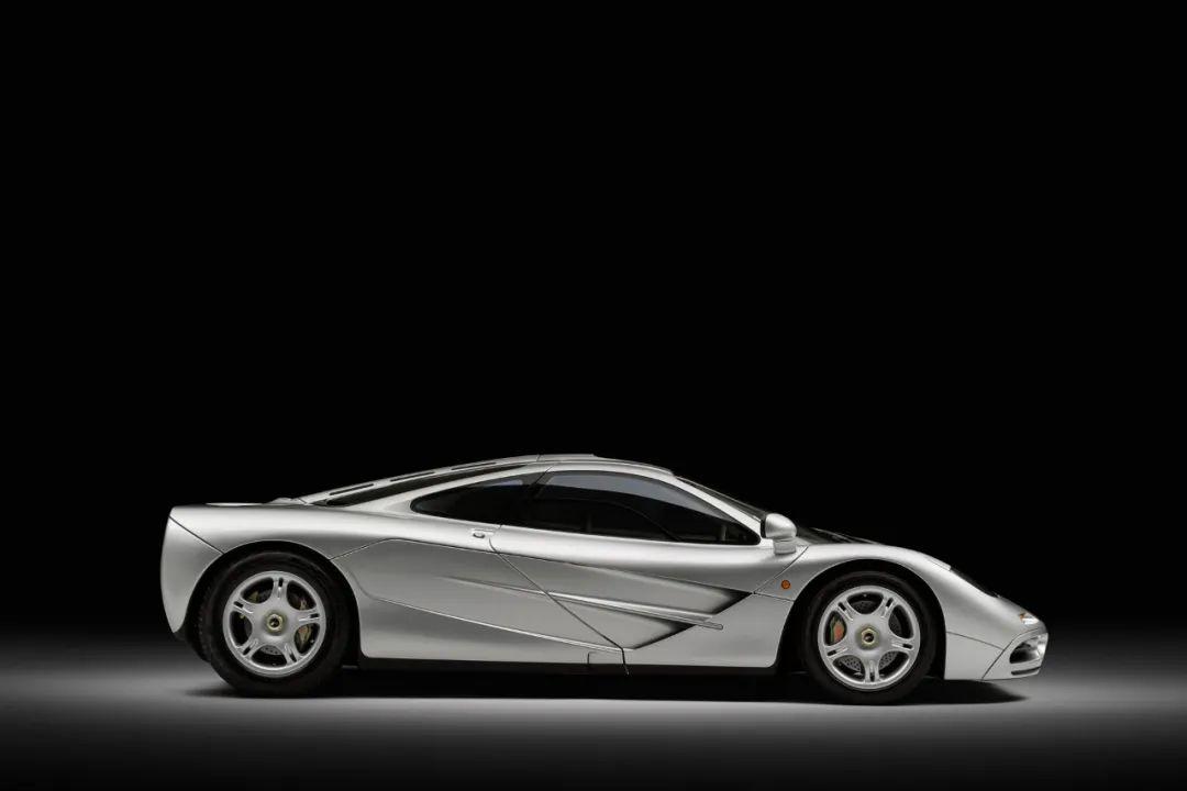 曾经的公路之王-McLaren F1 - 知乎