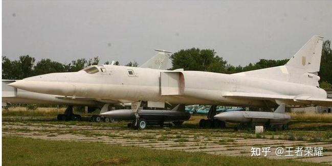 Tu-22和Tu-22M是什么关系？ - 知乎