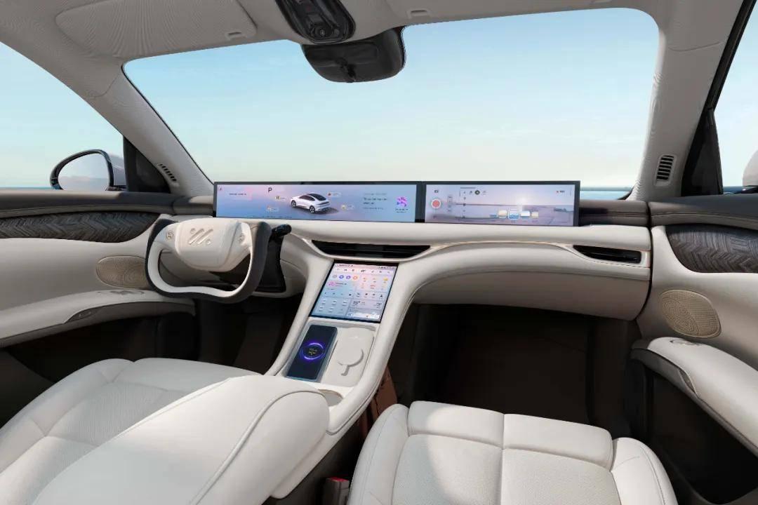 配后排吸顶屏，智己LS6剧院版上市，21.99万元起 - 知乎