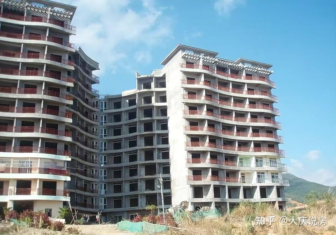郑州的烂尾楼，个别被收购，大部分继续烂下去 - 知乎