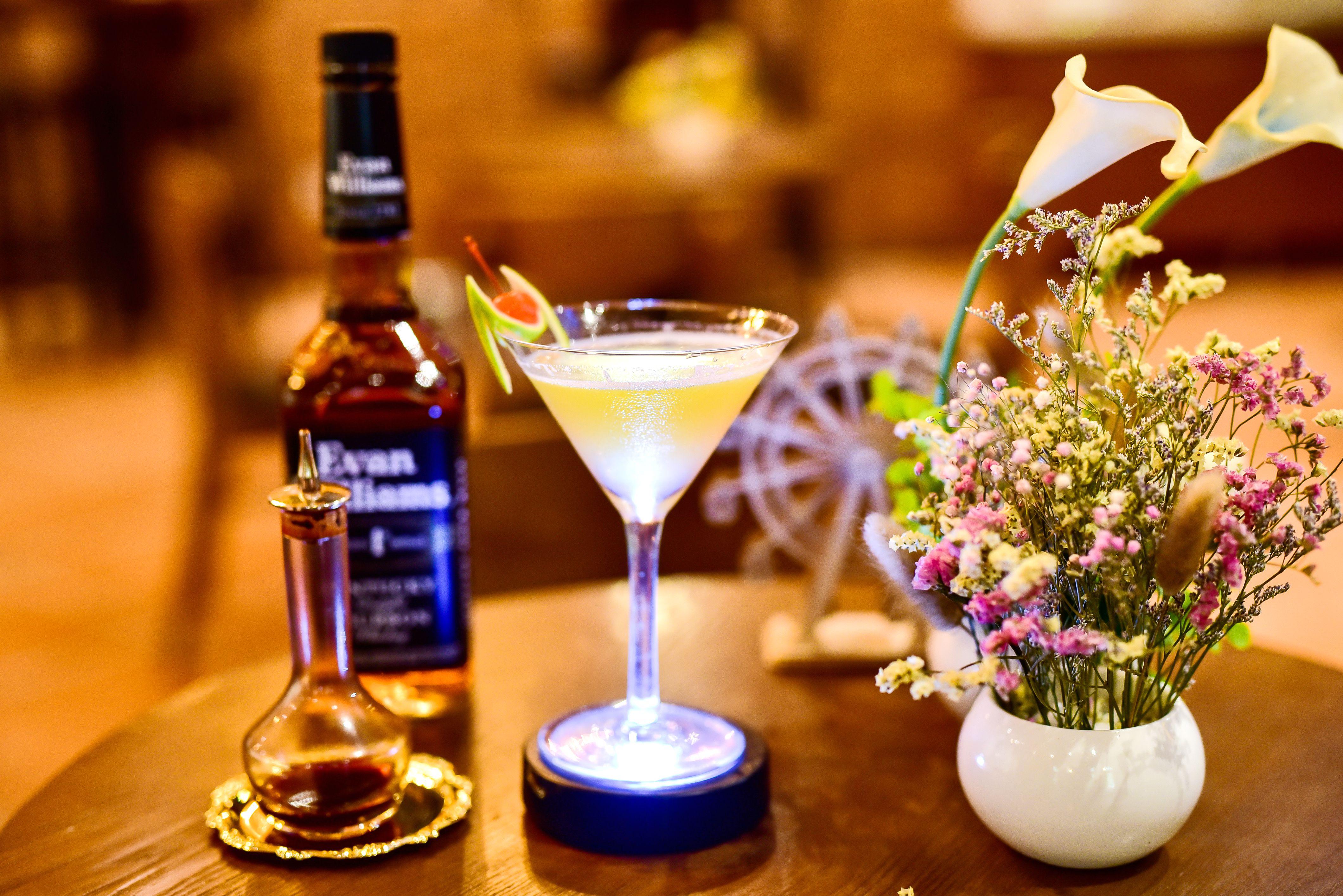 学调酒需要具备什么条件？哪家调酒学校好？快看这篇答疑帖 - 知乎