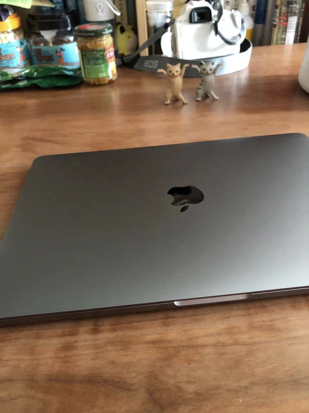 MacBook Pro和iPad买银色还是深空灰？
