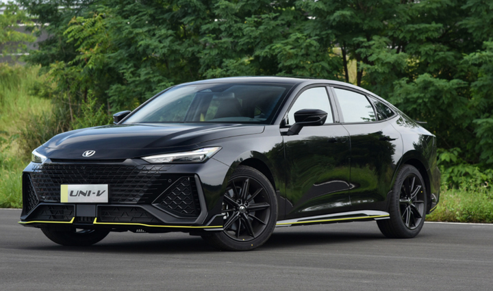 长安univ闭眼选1.5t尊贵版 - 知乎