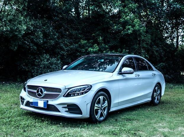 你除了漂亮一无是处，奔驰C260L开箱分享 - 知乎