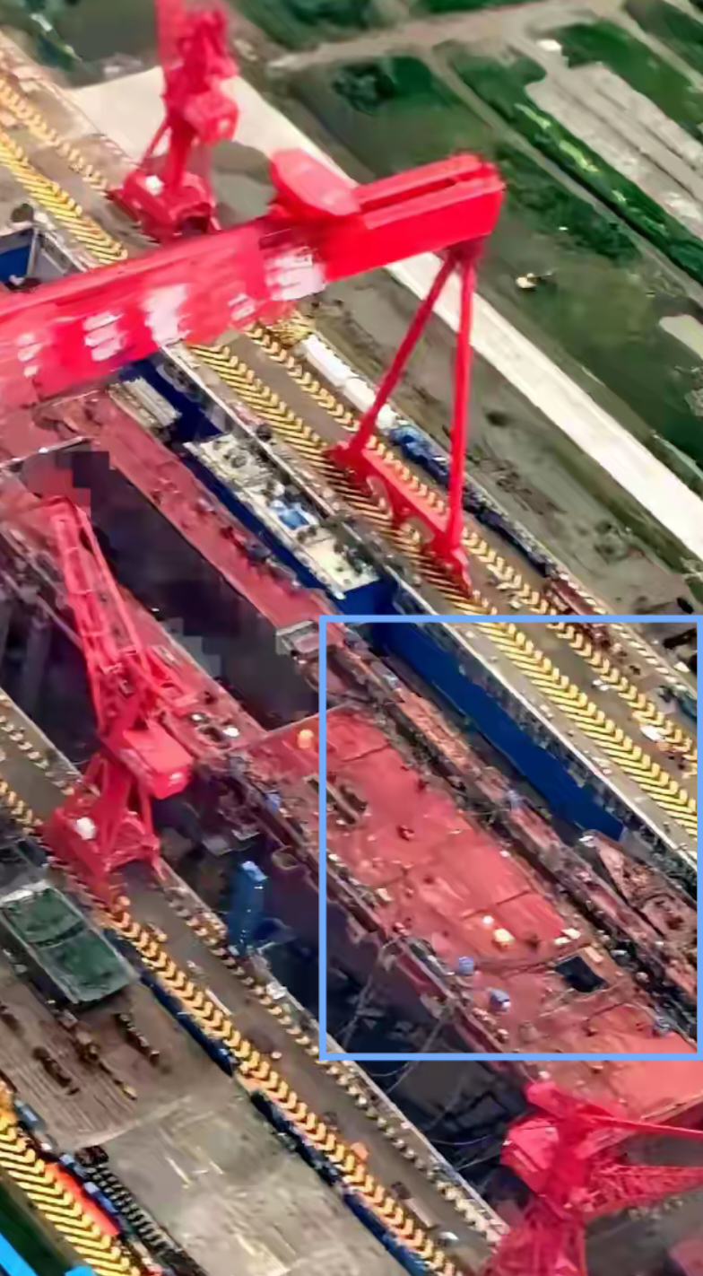 如何评价076型两栖攻击舰? - 知乎