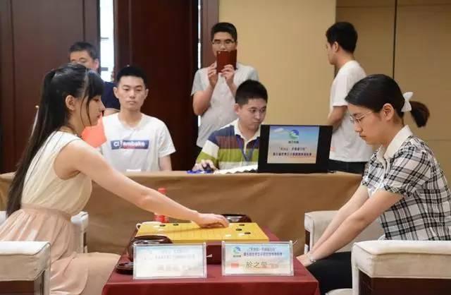 力扣791 C自定义比较函数的结构体写法 知乎
