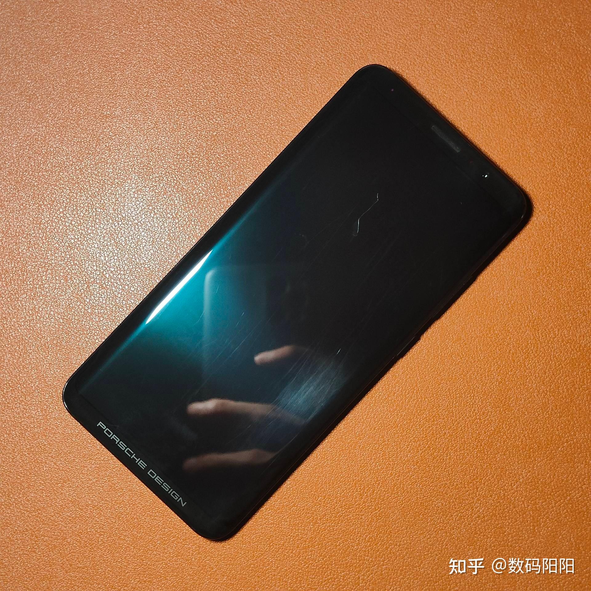 花1350元收到Mate10保时捷，曲面屏加徕卡三摄过时了吗？ - 知乎