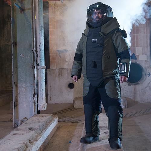 EOD排爆服EOD10E排爆服，厂家的这些事情你肯定不知道 - 知乎