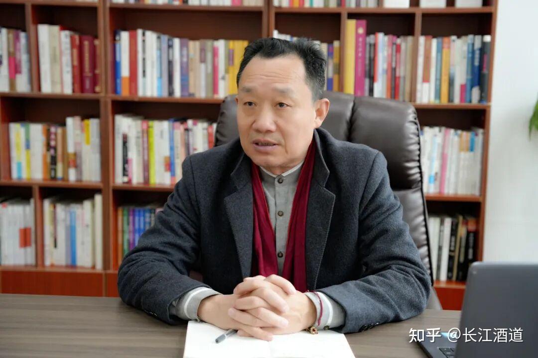 铁犁盘酒｜“催化剂”而非“终结符”：国资整合下的酒业新局 - 知乎