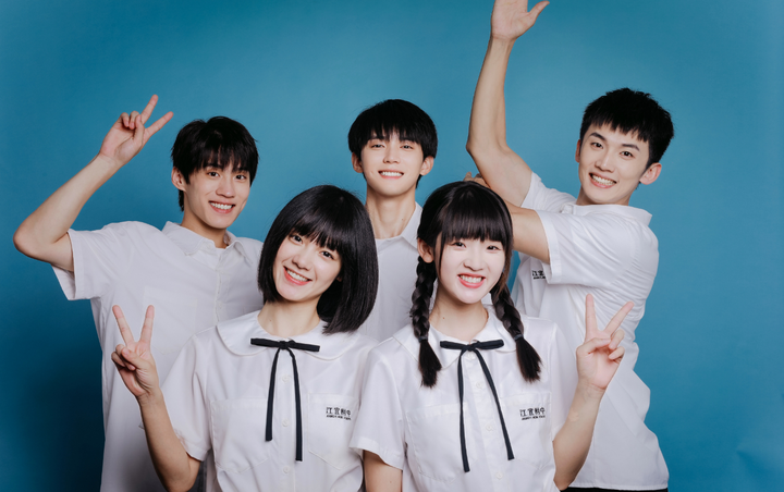 《当我飞奔向你》定档0613，演员选择贴合，剧情轻松解压 - 知乎