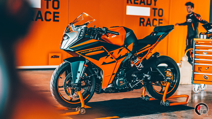 新车｜51980元KTM RC390性能单缸，减震电控配置升级 - 知乎
