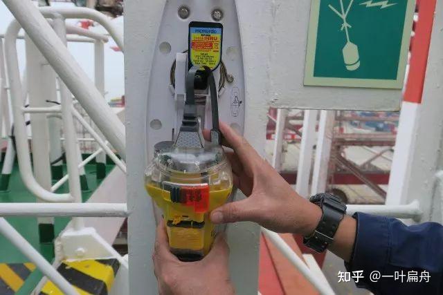 VDR自浮式记录介质和EPIRB的解读(转存侵删) - 知乎