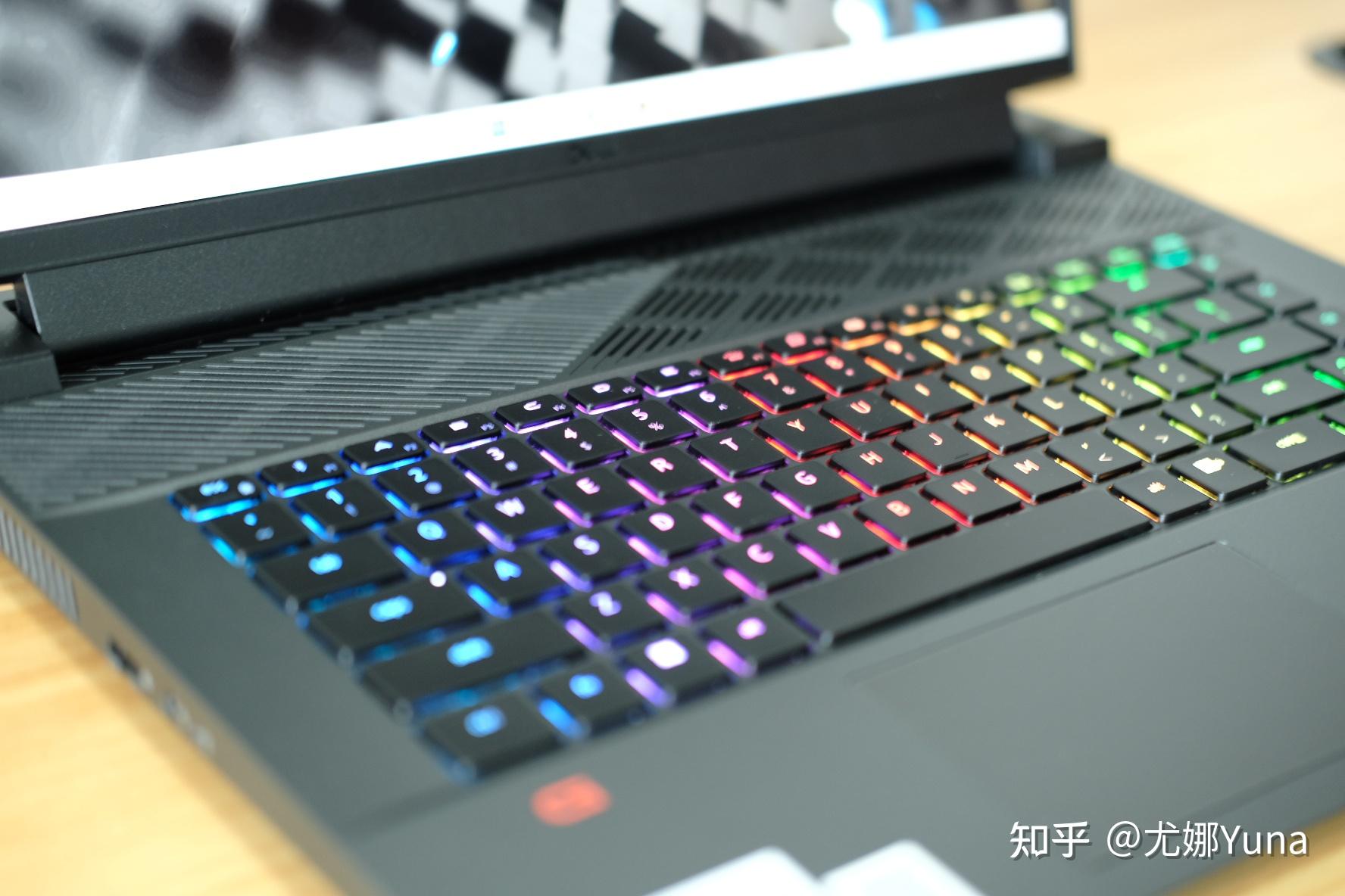 为什么新出的戴尔游匣 G16 会搭载 cherry 机械键盘和 16 寸屏幕，它们对玩游戏有什么提升？